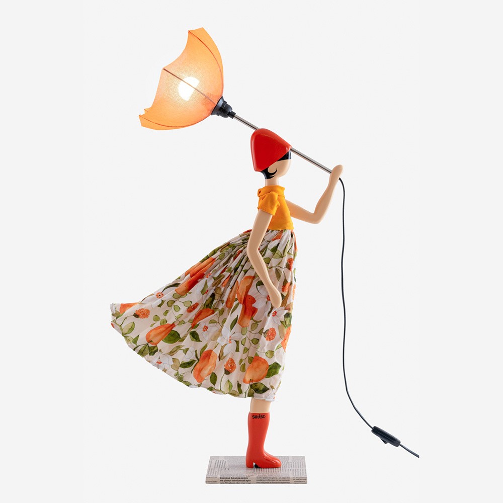 Kali | Little Girl table lamp