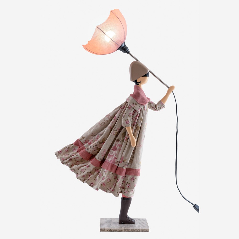 Megan | Little Girl table lamp